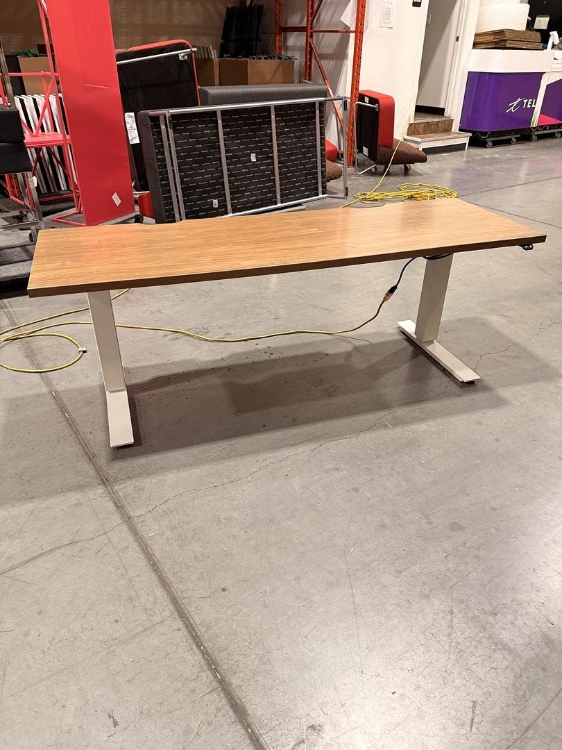 6' Haworth Electronic Sit Stand Desk w/Cut Out – Premiere Office Furniture