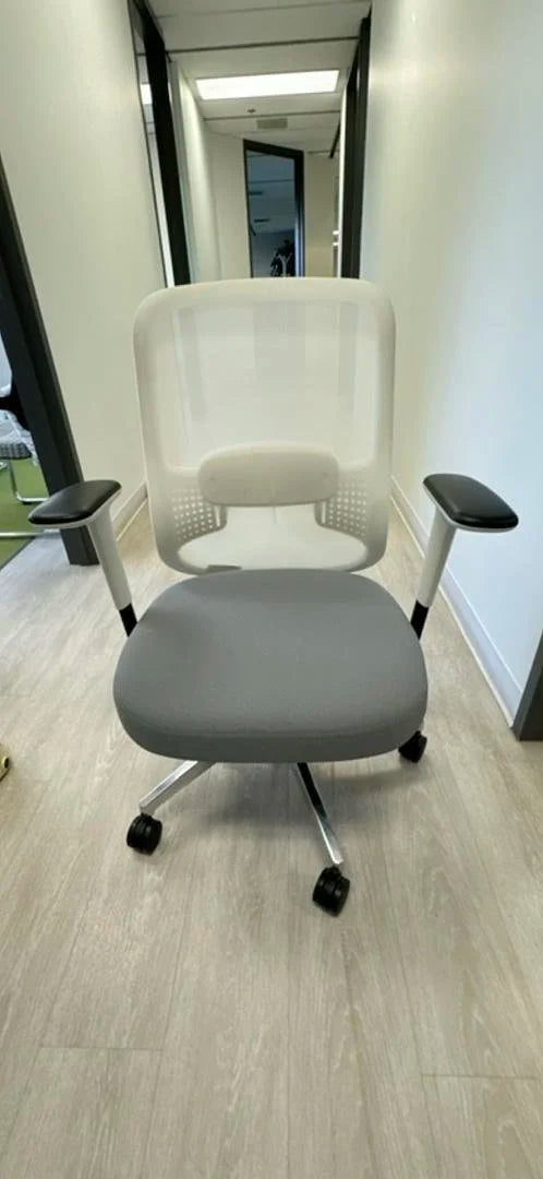 Teknion Projek Chair – Premiere Office Furniture